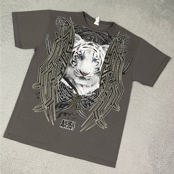 American Vintage | Shirts | Vintage Animal Shirt | Poshmark